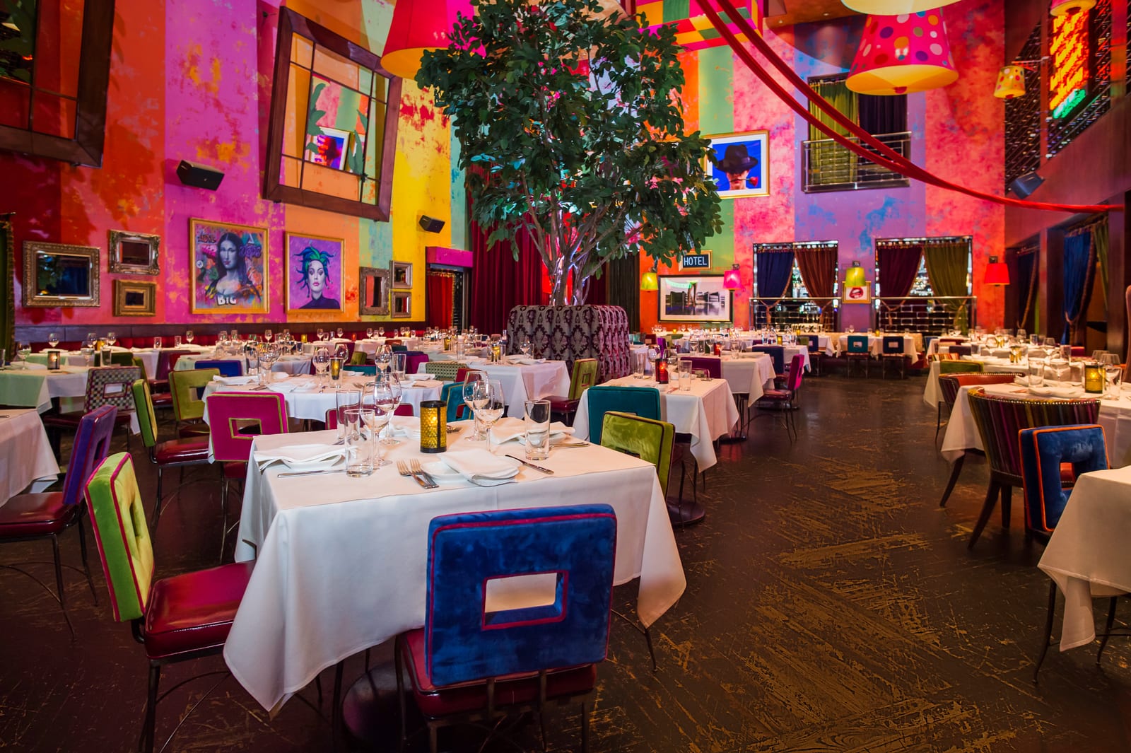 121 Best Happy Hour Spots in Chicago (2026) | DineGuides