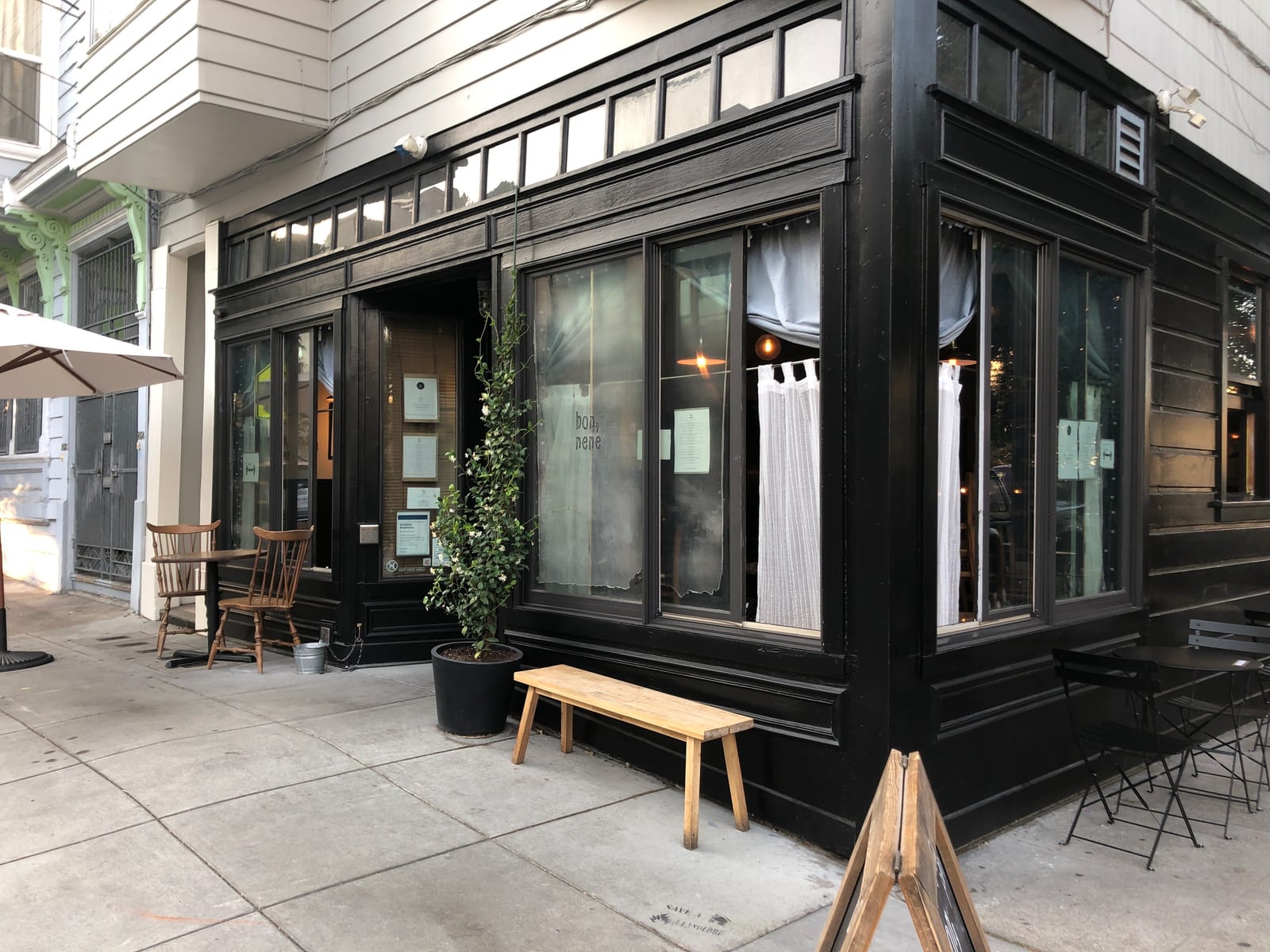 137 Best Happy Hour Spots in San Francisco (2026) | DineGuides